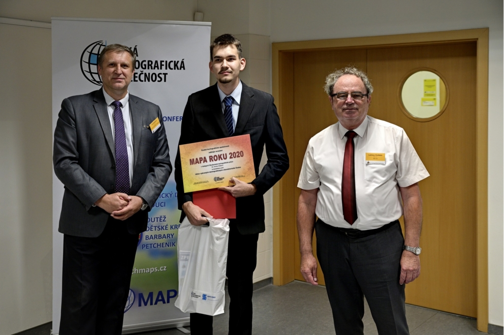 FOTO: Slavnostní vyhlášení výsledků soutěže Mapa roku 2020 – GeoBusiness