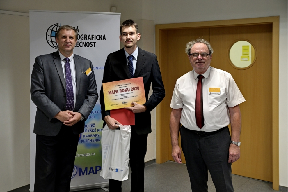 FOTO: Slavnostní vyhlášení výsledků soutěže Mapa roku 2020 – GeoBusiness